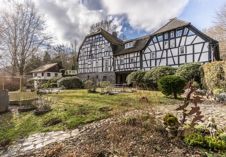 Historisches Mühlendenkmal Im Rheingau I 1-8 Pers. - Wiesbaden