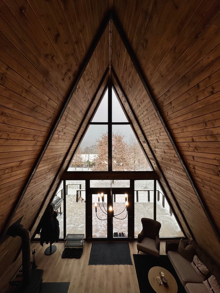 Lakewood Cabin - Surduc Lake - Romania