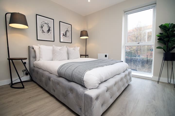 Spacious 1br Home 10 Minutes To City - Cardiff