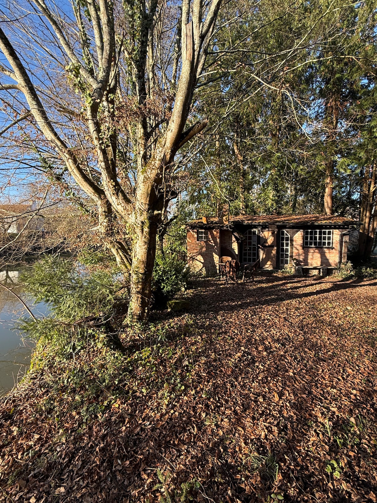 Chalet du Moulin - Maisons à louer à Vierzon, Centre-Val de Loire ...
