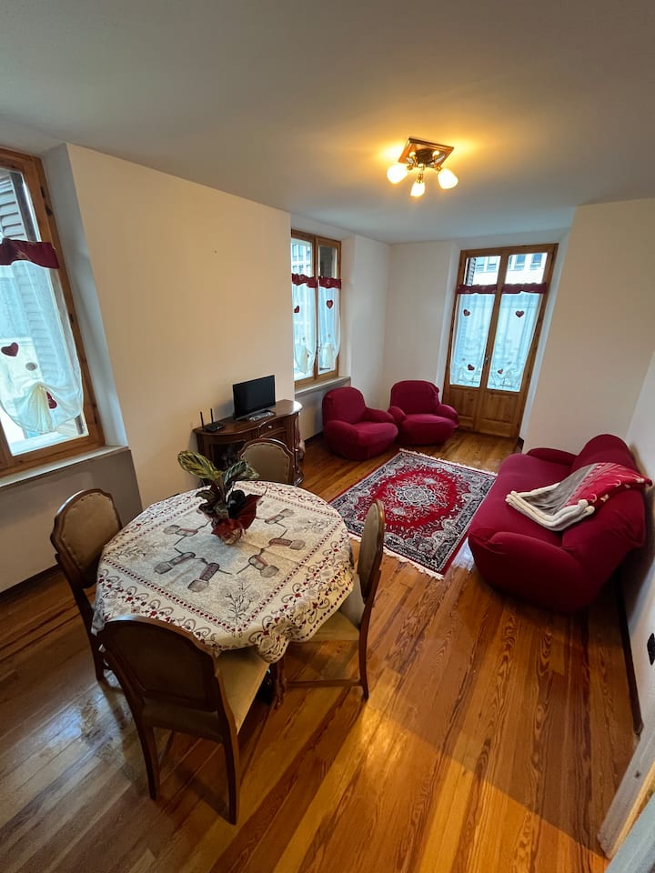 L’avenir - In Centro Aosta Con Parcheggio - Valle d'Aosta