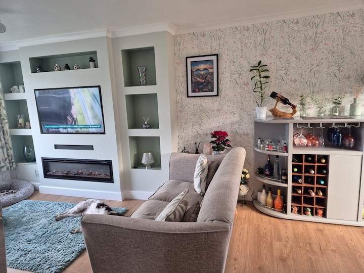 3 Bedroom Sleeps 6 House (Near Golf And Beach) - Formby