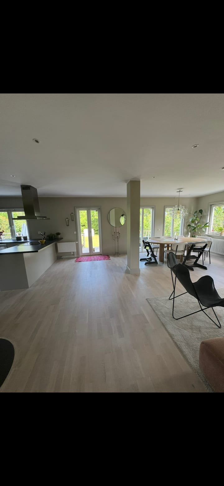 Spacious Villa Close To Stockholm City - Upplands Väsby