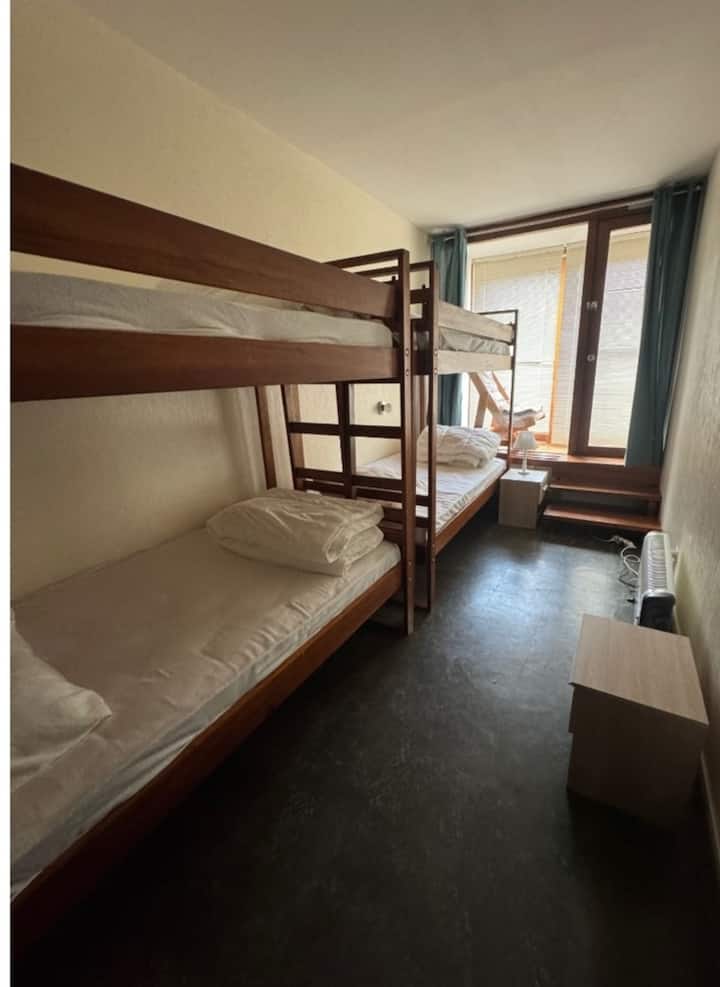 Appart Lumineux 6/8p, Grande Terrasse, Tt éQuipé ! - Lac Chambon