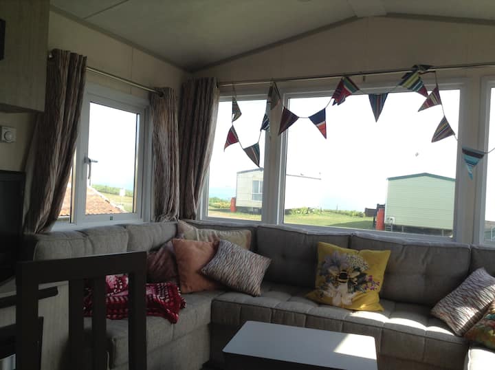 Peaceful Beach Retreat In Norfolk With Sea View - Mundesley