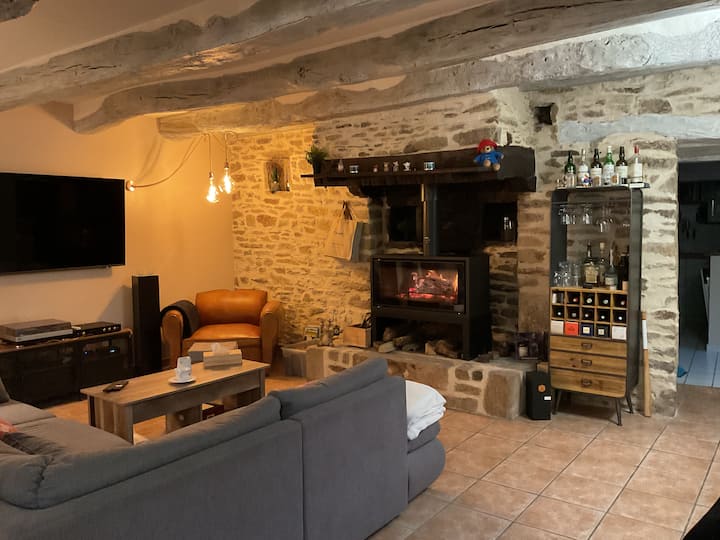 Maison De Caractère Dans Un éCrin De Verdure - Josselin