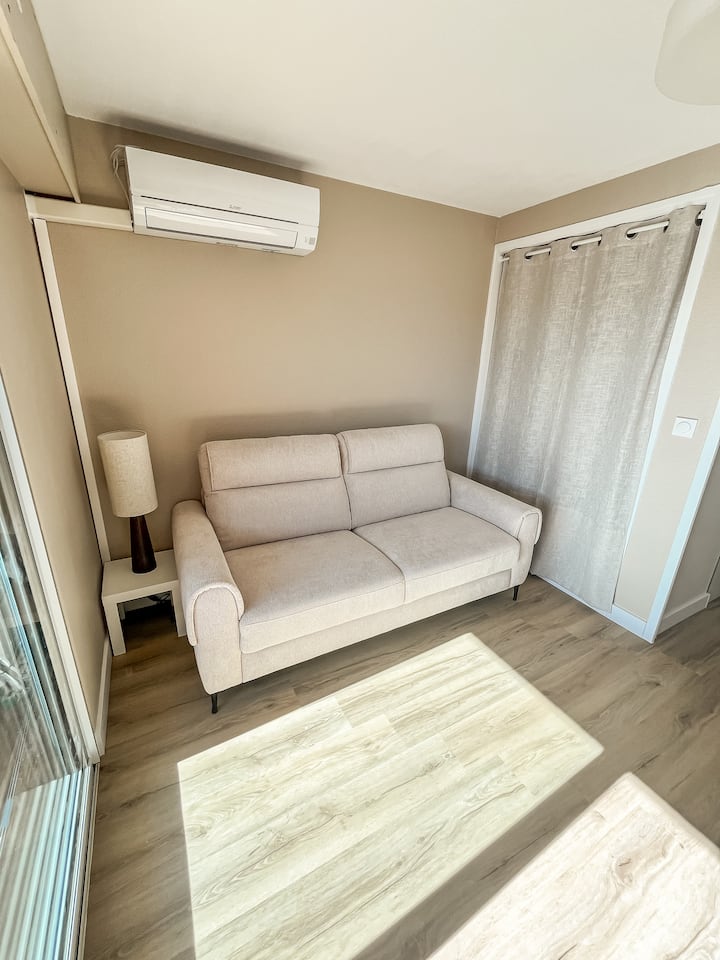 Studio 4 Pers. Climatisé à 5 Min à Pied De La Mer - Le Lavandou