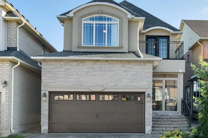 Luxurious Family Home In Rougewoods Richmond Hill - マーカム