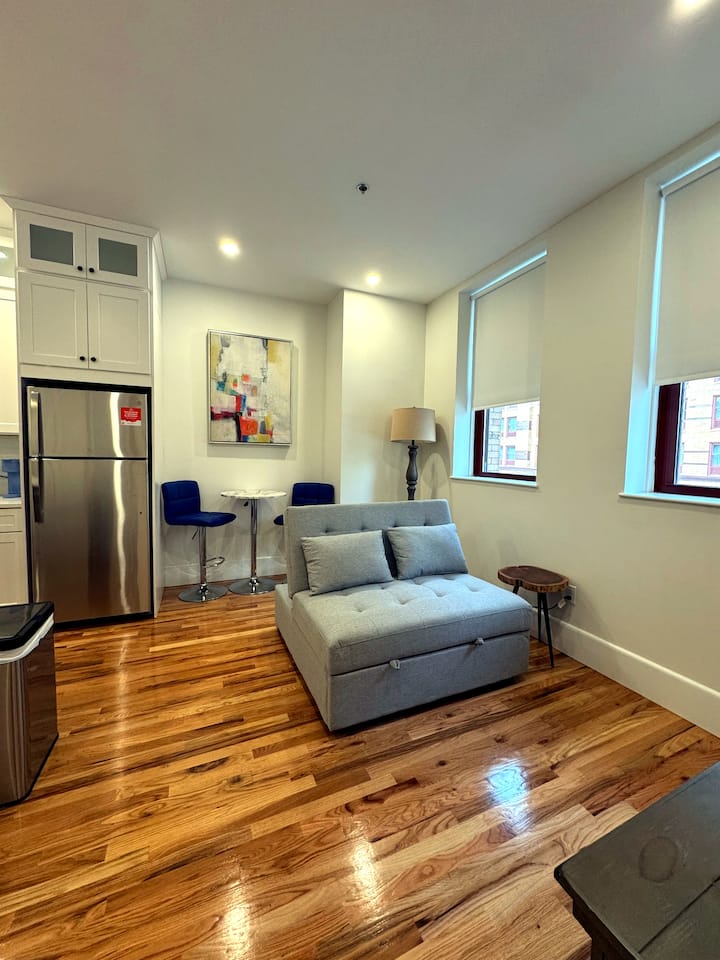 Downtown Providence W/ Free Parking - Providence, RI