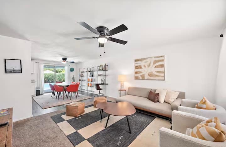 Paradise Valley Village Home | Large Backyard Pool - Phoenix, AZ