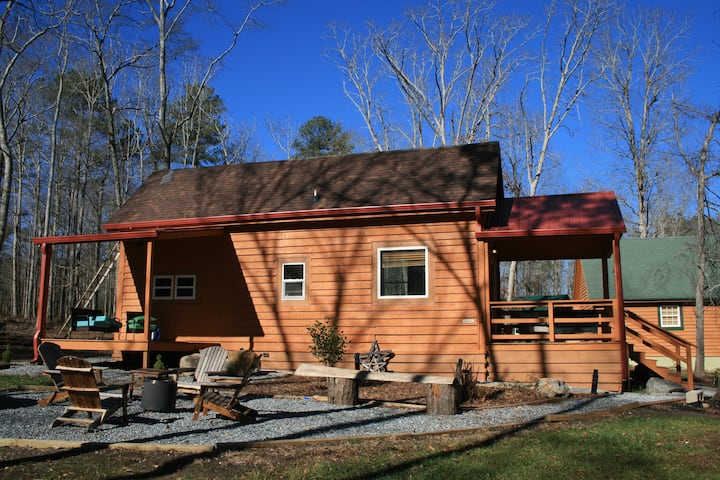Tiny Home In The Woods. - Belton, SC