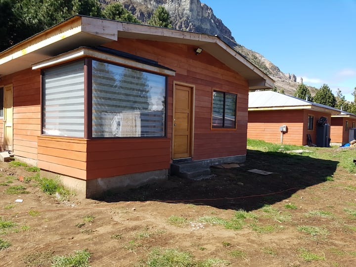 Cabaña Con Borde De Río - Coyhaique