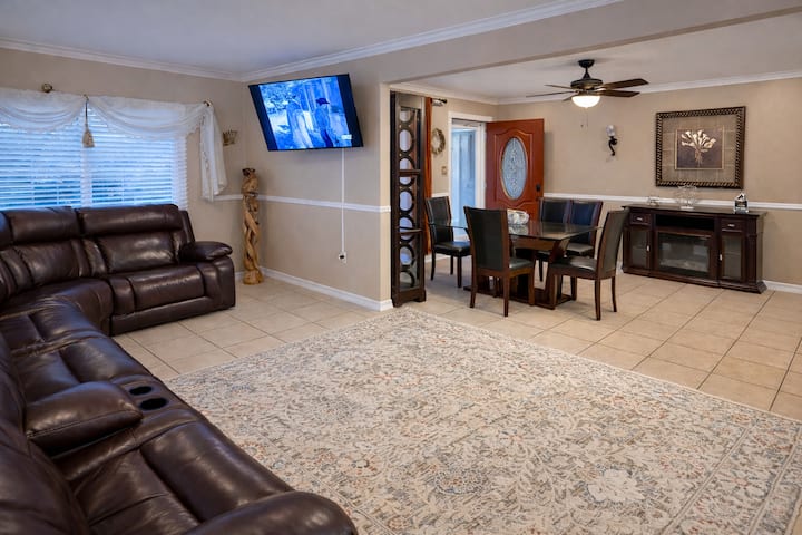 Comfortable 3br Retreat Minutes From Msy & Nola - Kenner, LA