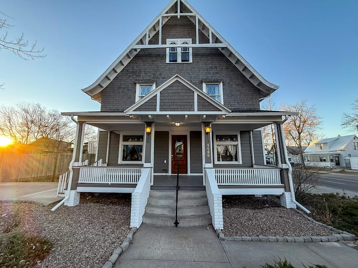 Famous Scott Photography House - 大瀑布城