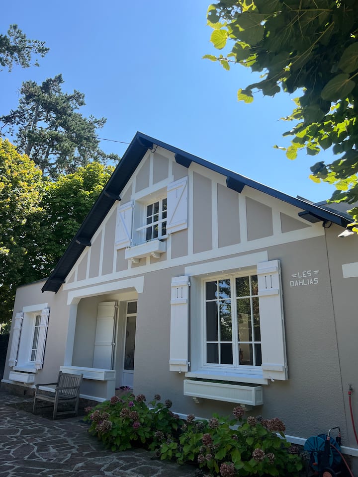 Maison De Charme Au Calme, Proche Mer - Jullouville