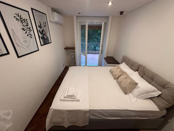 Camera Accogliente A Due Passi Dal Centro Storico - Reggio Emilia