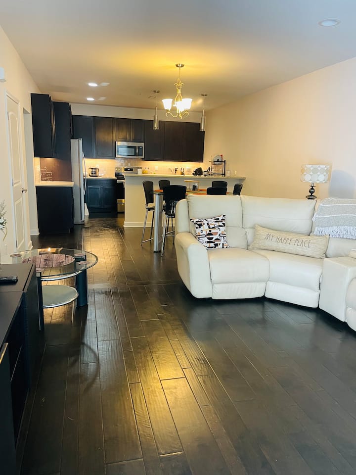 2br, 1bth Condo, 10 Minutes To Downtown Ann Arbor - Pinckney Recreation Area, Pinckney