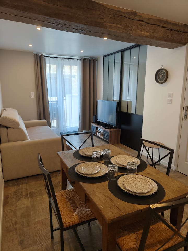 Logement Entier Tout Confort, 
4 Personnes. - Corbigny