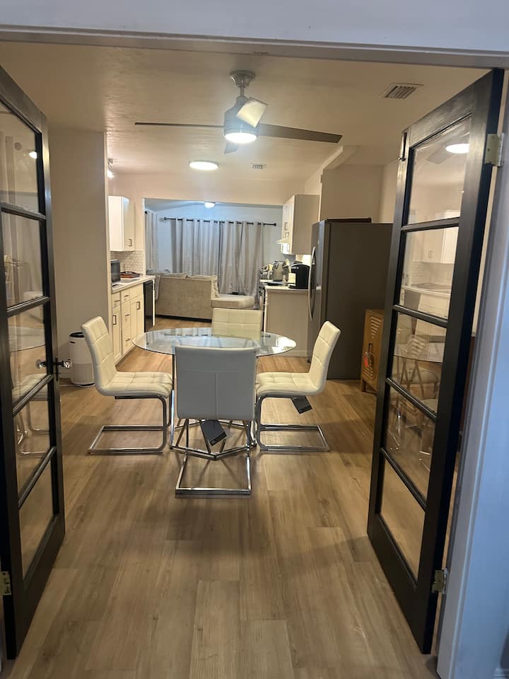 Spacious 2/1 With Close Access To Uf/downtown - Gainesville, FL