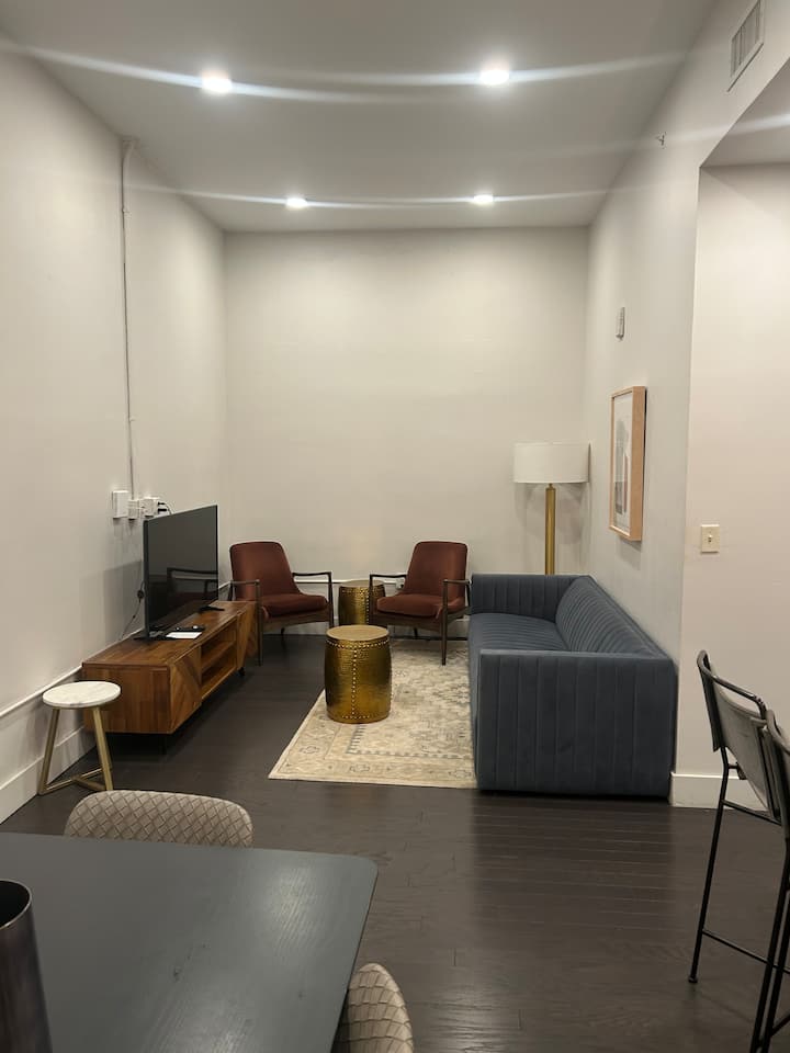 The Gregory Suite 201 - New Orleans, LA