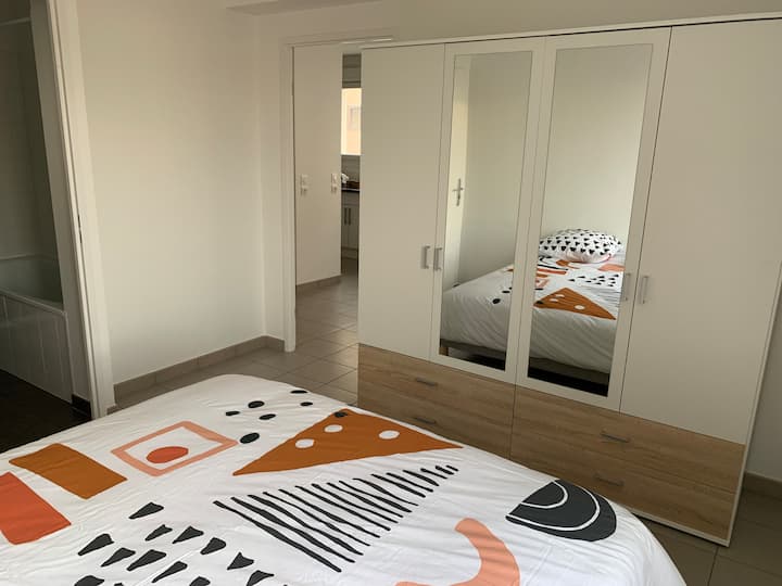 Appartement Cosy Avec Parking Proche De La Défense - Nanterre