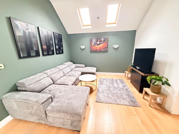 The Oak Nook 
{Tourism Ni Certified Establishment} - Carrickfergus