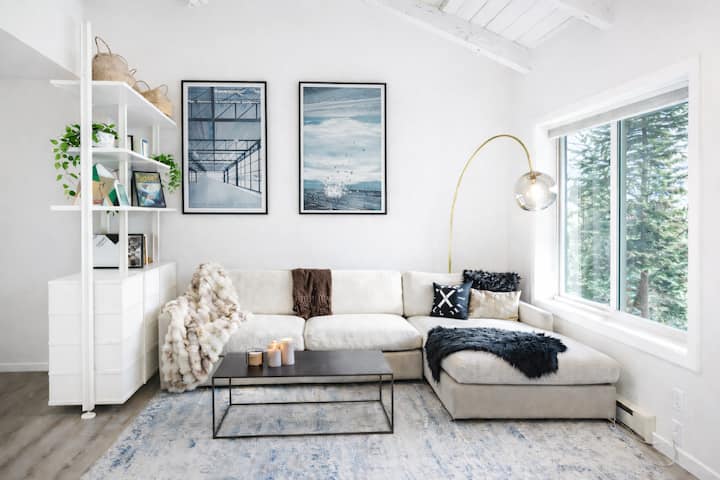 Snowmass Resort Condo | Ski Out • Hot Tub & Sauna - Snowmass Village, CO