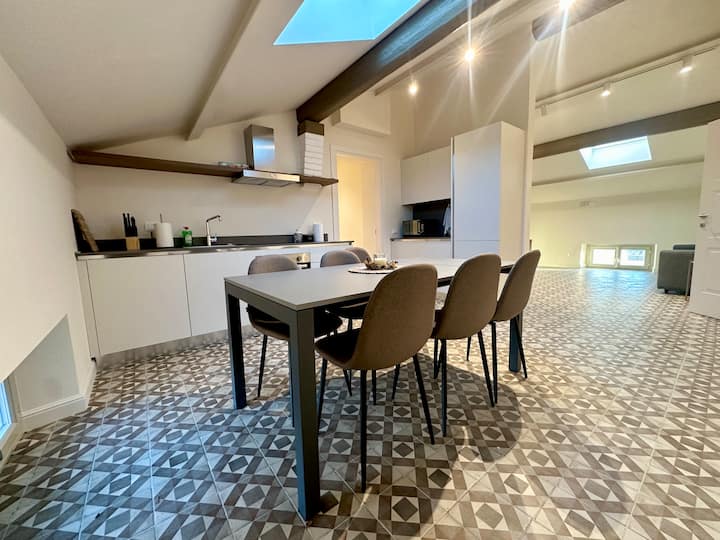 Quadrilocale Dimora Ghinaglia (2 Bagni, Free Park) - Cremona