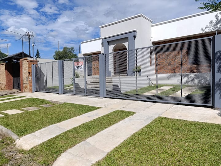 Alquilo Hermosa Casa A Estrenar En San Bernardino - San Bernardino