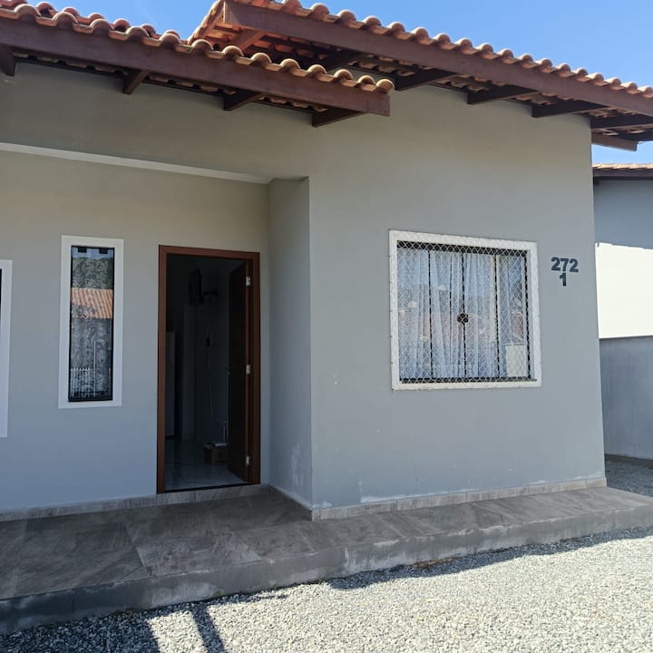 Ampla Casa DisponÃvel Na Praia Em Barra Velha Sc - Barra Velha