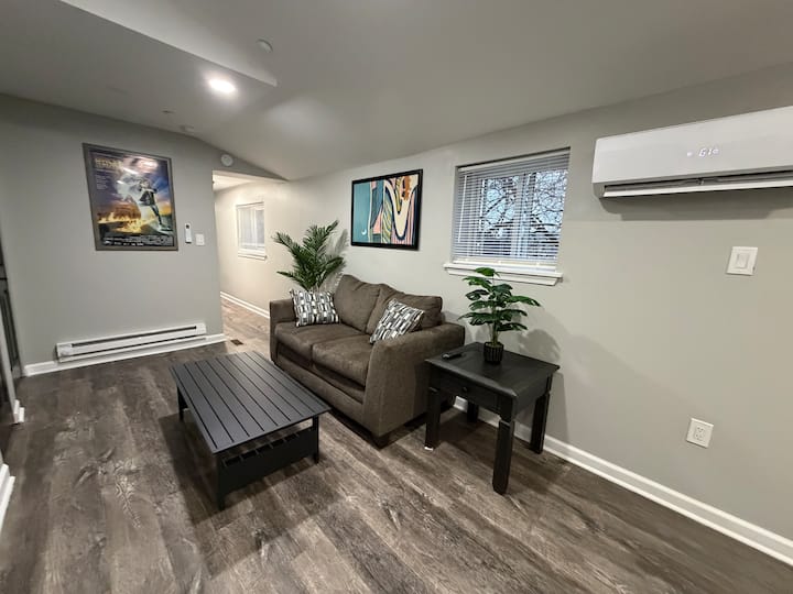 Beautiful Apartment With Free Parking. - Wilmington, DE