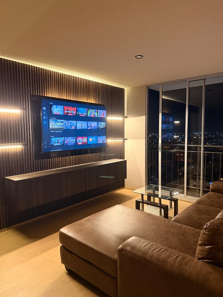 Vista Panorámica Piso 13 / Mirador Del Golf / Pax - Salaverry