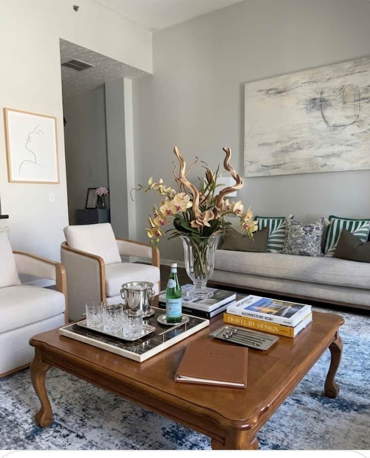 Downtown Cleveland 2br Suite|city View I Prime Loc - Cleveland, OH