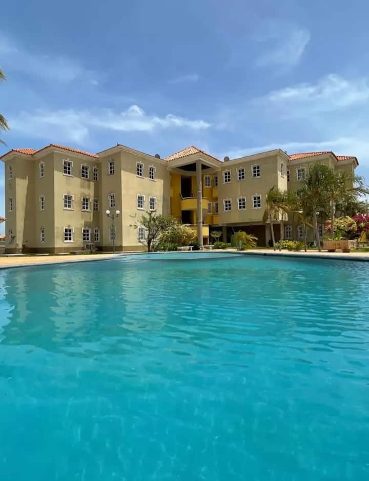 Hermoso Y Acogedor Apartamento Con Piscina - Venezuela