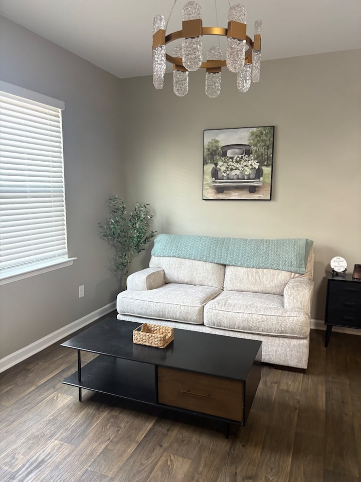 Quiet Townhouse With 3 Bedrooms And 2.5 Bathrooms. - Lake Bowen, SC