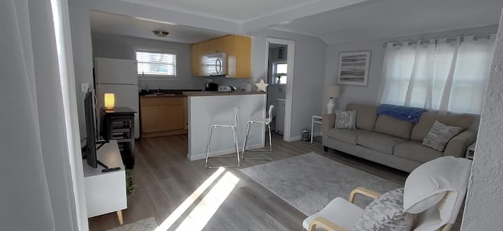 116 Treasure Island, Sunset Beach, 1 Bdrm Cottage - Treasure Island, FL