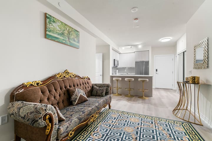 Modern/city Vibes - Brampton