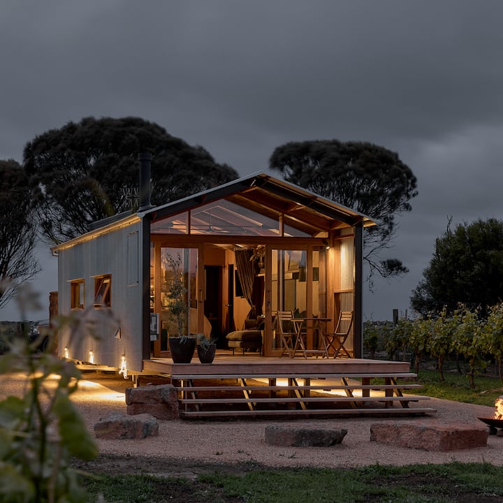 Villa Tempranillo - Basalt Wines Retreat - Warrnambool