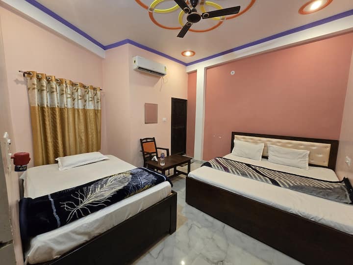 Located At 900meters From Shree Ram Mandir, - Ayodhya