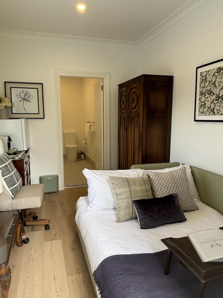 The Hydrangea Hut - Bowral