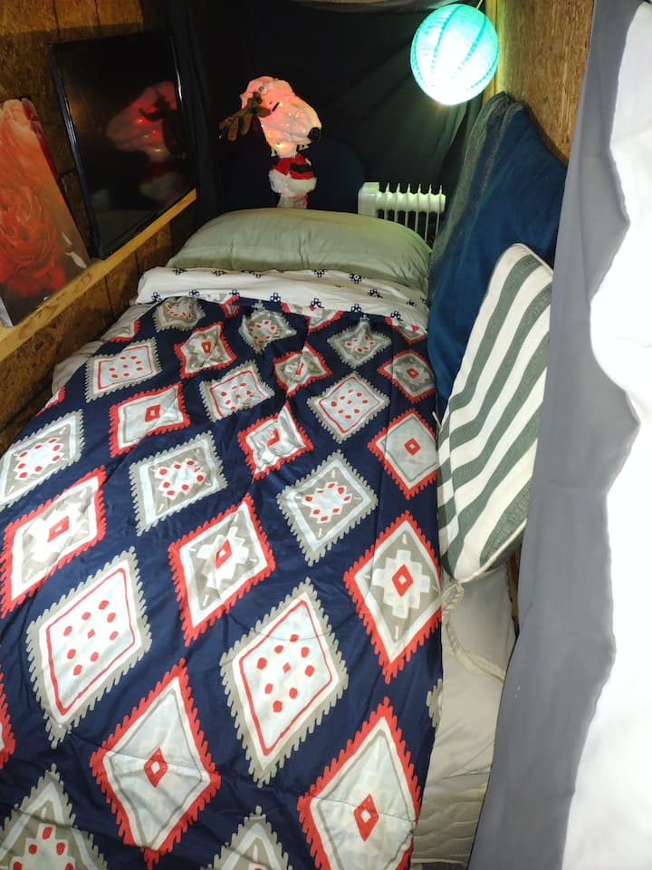 Lotus Sleep
 Pod. - Atlanta, GA