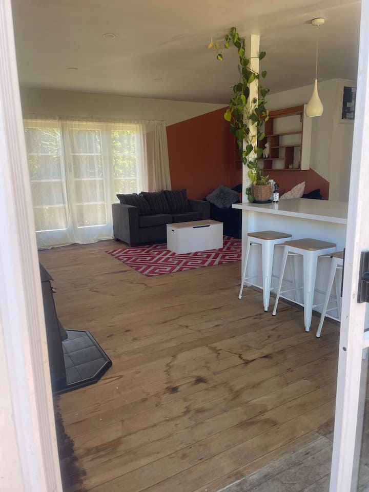 Delta’s Nest - Picton