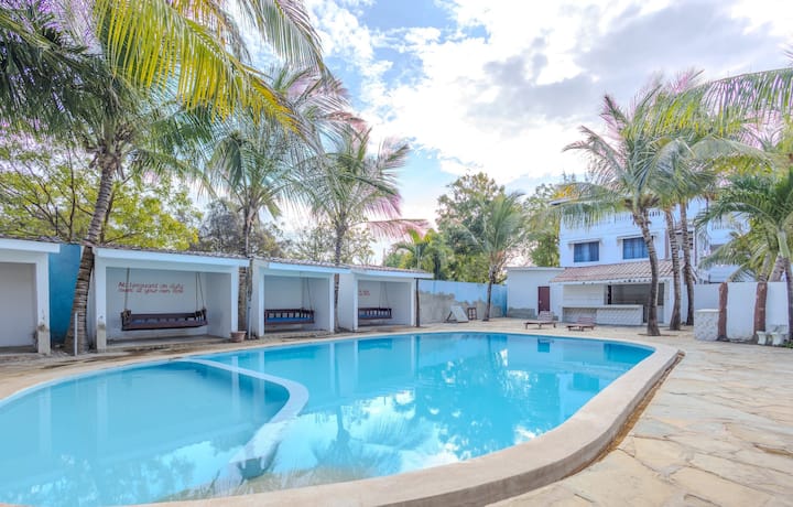 ​Njema House3br W/pool 3min Drive To Kongo River
​ - Diani Beach