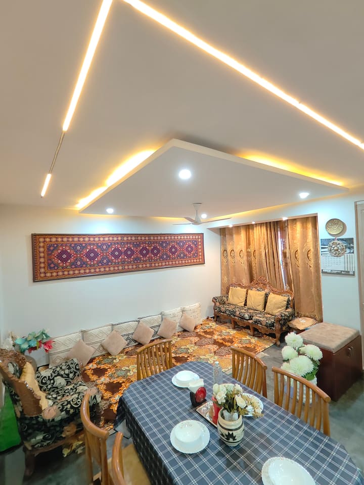 Apartment In Srinagar
Zaabeel Villa 2bhk Apartment - Srinagar