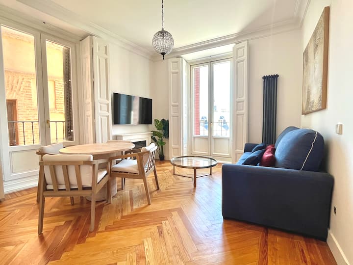 Apartamento De Lujo En Centro Histórico Madrid - 