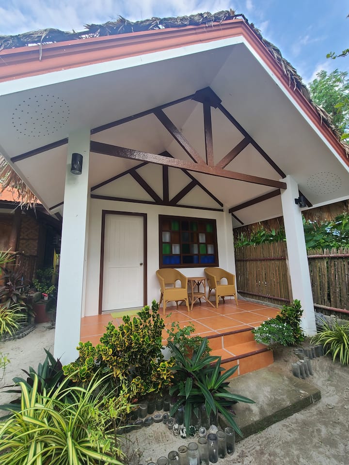 A House In Malapascua Island - Daanbantayan