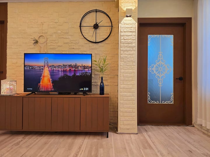 영일대해수욕장과 가까운 숙소(넷플"유투브) - Pohang-si