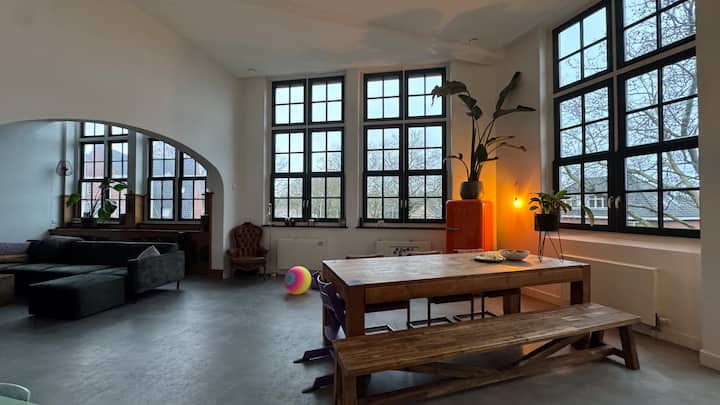 The Old Schoolhouse | City Park Loft - Enschede