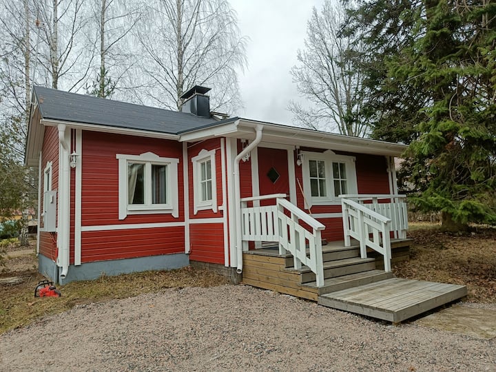Idyllinen Pieni Omakotitalo - Heinola
