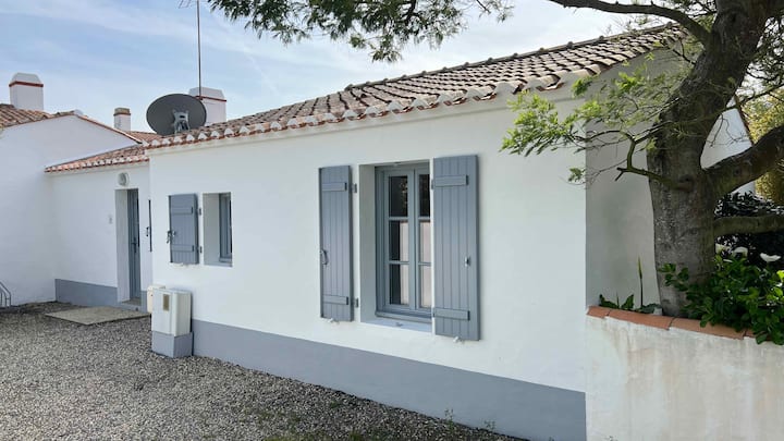 Maison De Pays, 50 Mètres Plage De La Madeleine - Noirmoutier-en-l'Île